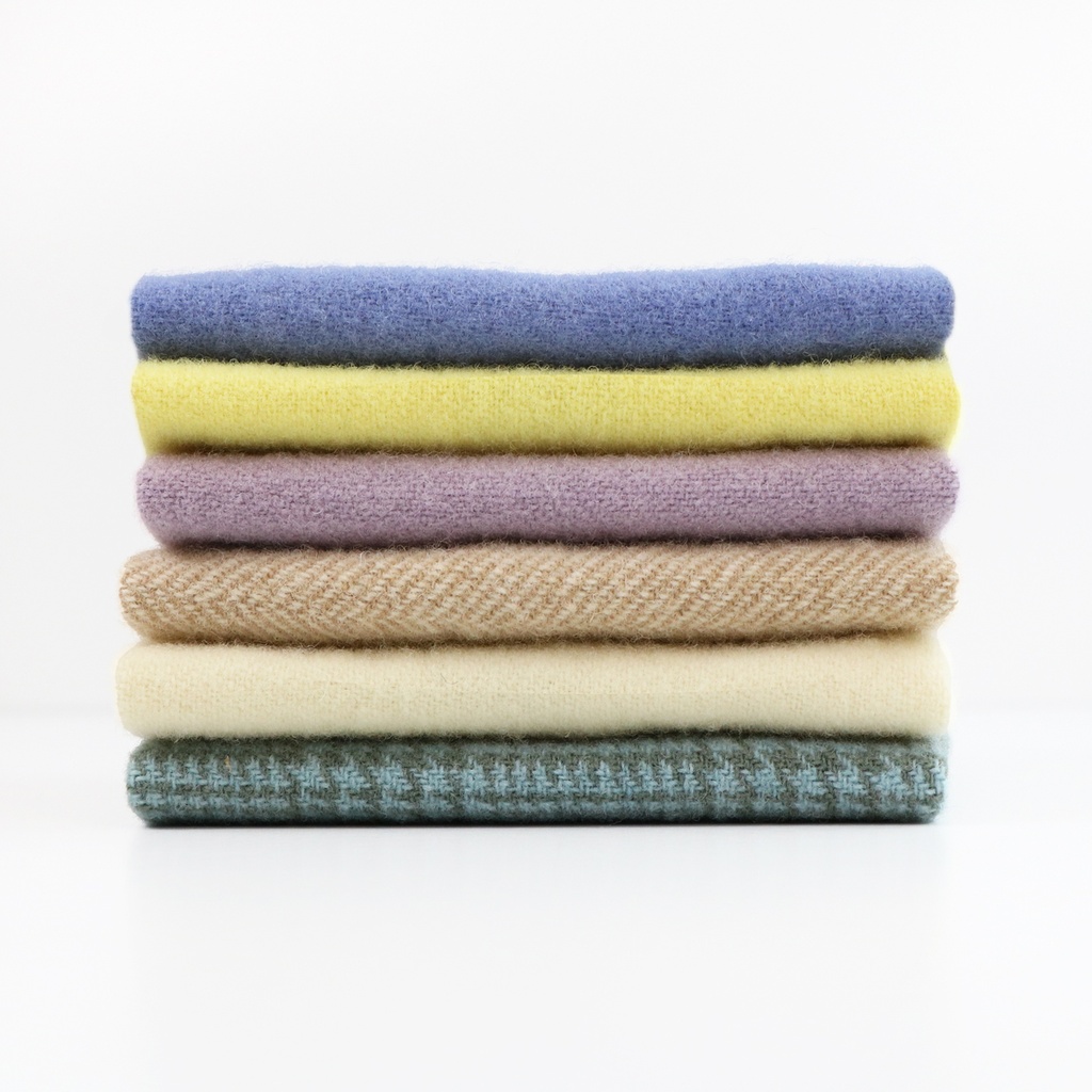 Cottage Clothesline - Fat 1/32nd | Sue Spargo Folk Art Quilts